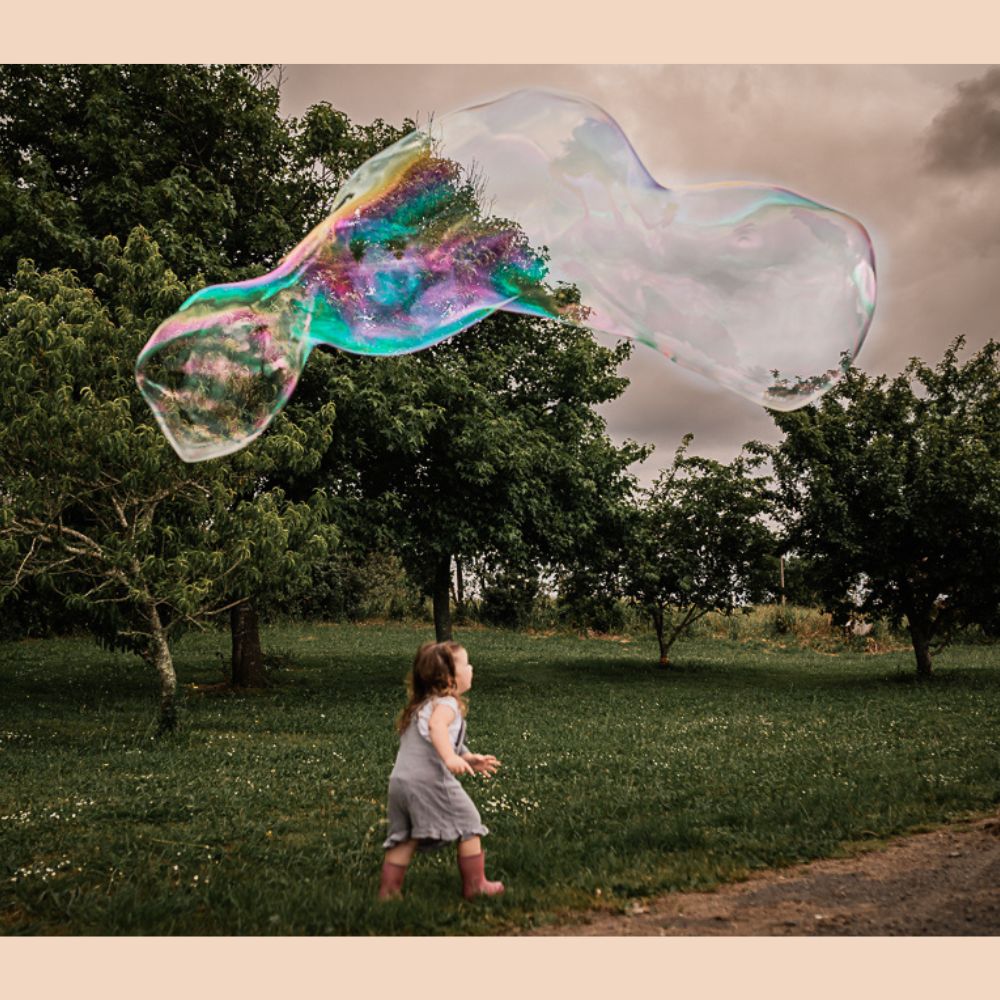 Pour ‘n Play Giant Bubble Kit – Giant Bubbles by Tinka